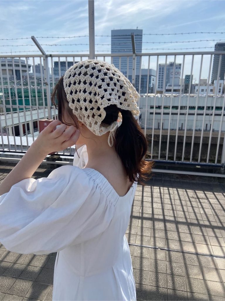 【2024Nextトレンド】韓国で話題のバブーシュカを先取り！ | 韓国情報メディア llyouth（トゥーユース）